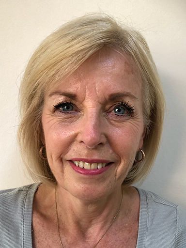 Elaine Cobb - Chameleon People Solutions